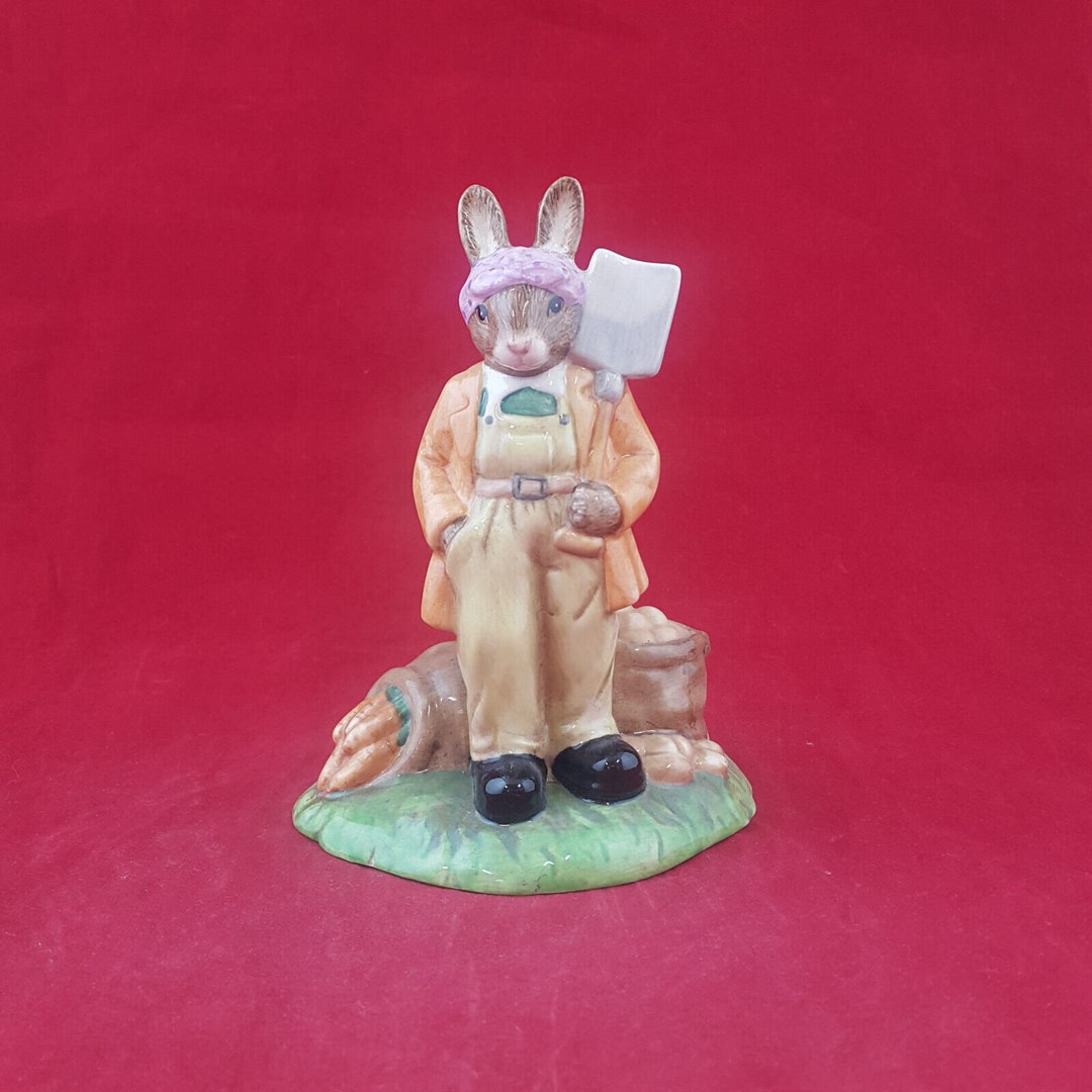 Royal Doulton Bunnykins Land Girl DB372 RD 1762 - Etsy
