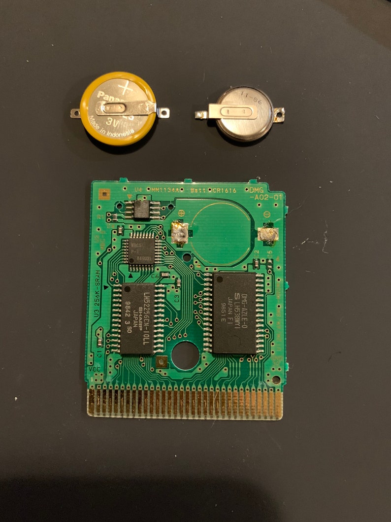 Gameboy and Gameboy Color Game Battery Replacement With Save File ...