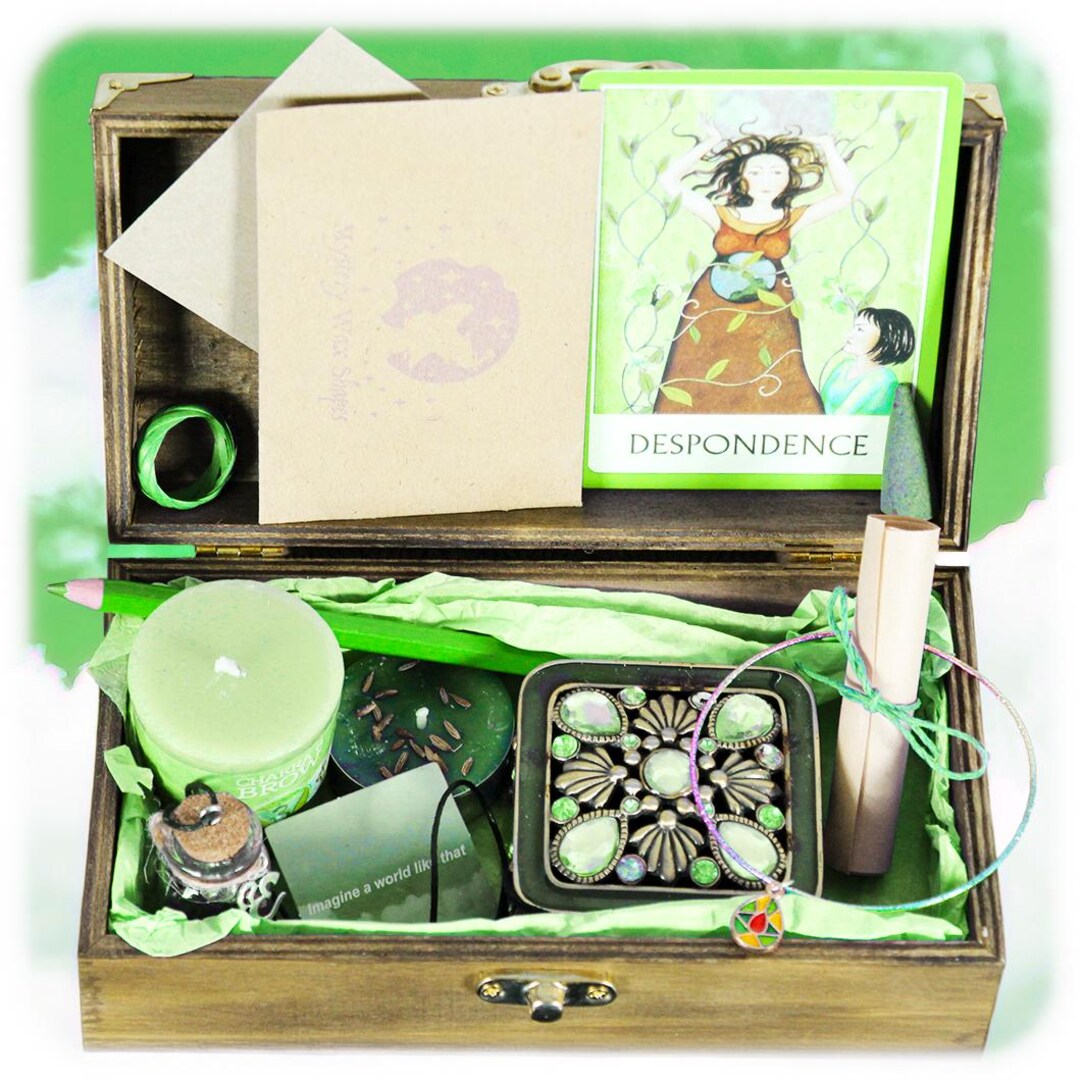 Heart Chakra Mystery Box • Meditation & Self-care Gift Set • Spiritual ...