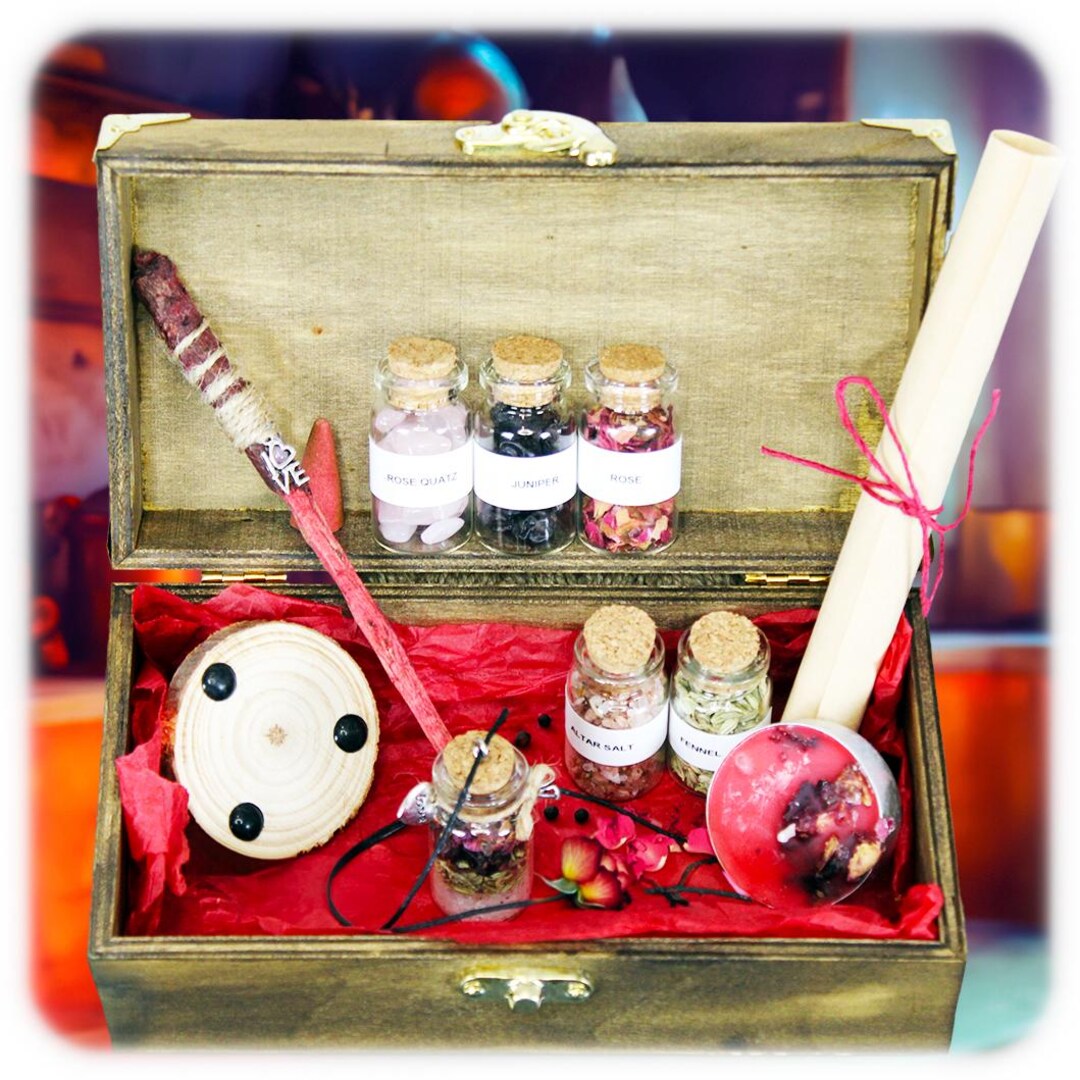 Love Spell Kit Box • Wiccan Witchcraft Set • Magical Pagan Spells ...