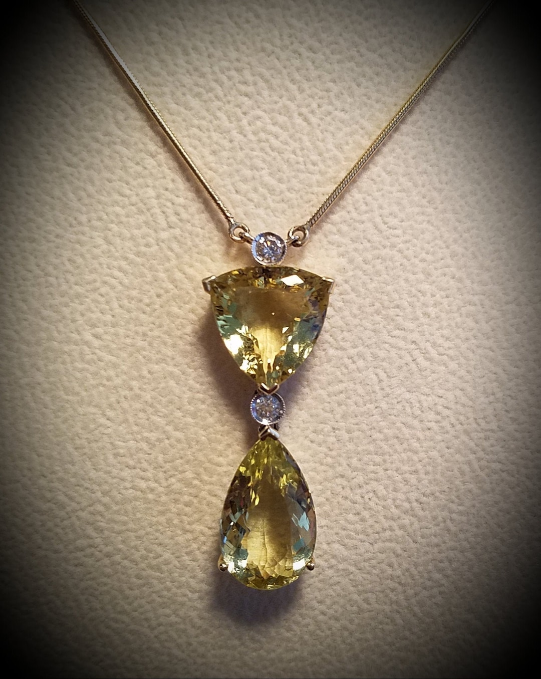 Necklace Golden Yellow Beryl and Diamonds Necklace 17.0cts (beryl Gems ...