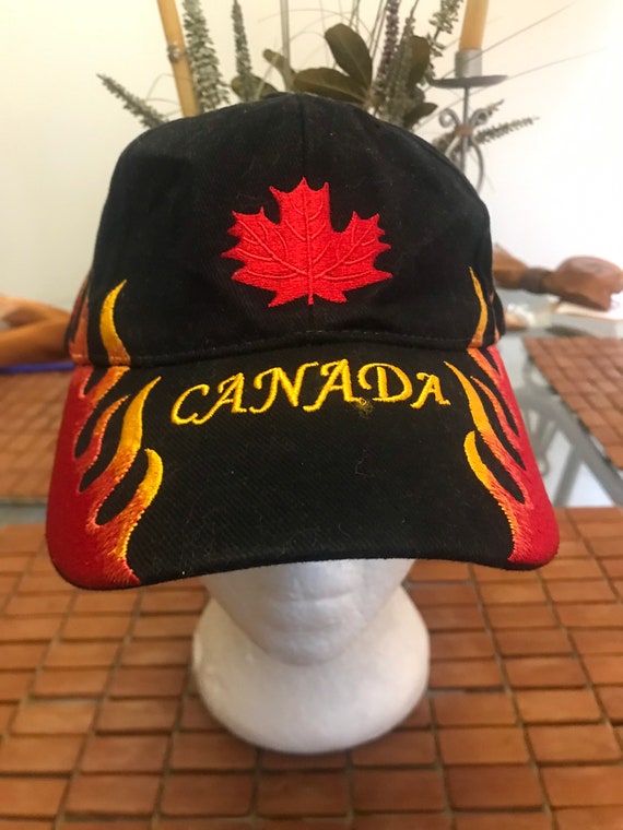 Canada Vintage Trucker Snapback hat adjustable 1990s - Gem