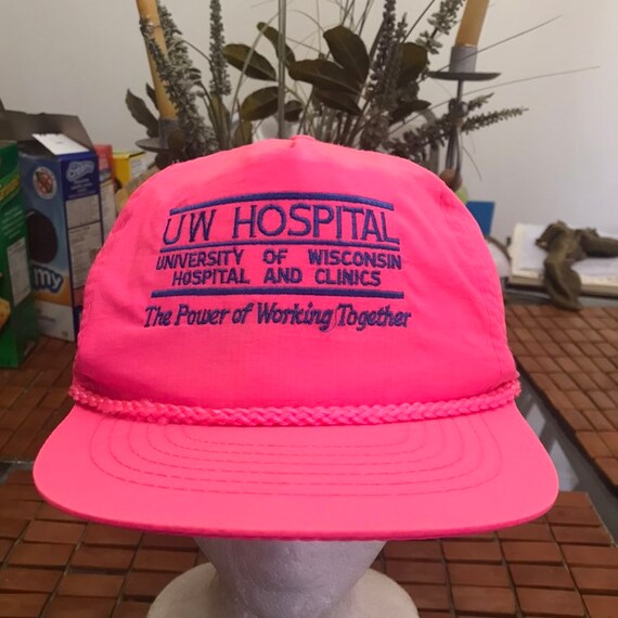 Vintage 90s university hospital - Gem