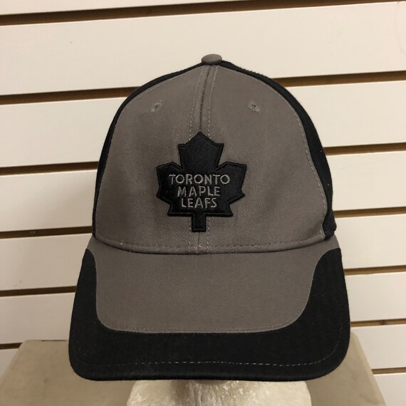 Vintage Toronto Maple Leafs flex fitted hat Adjustabl… - Gem