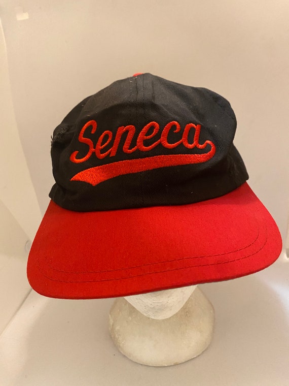 Vintage Seneca Trucker SnapBack hat 1990s 80s J17 - Gem
