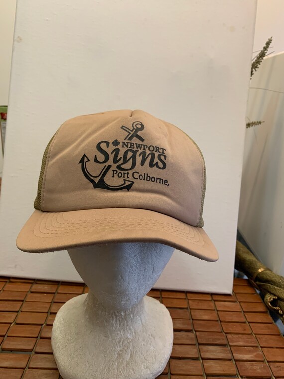 vintage newport trucker hat - Gem