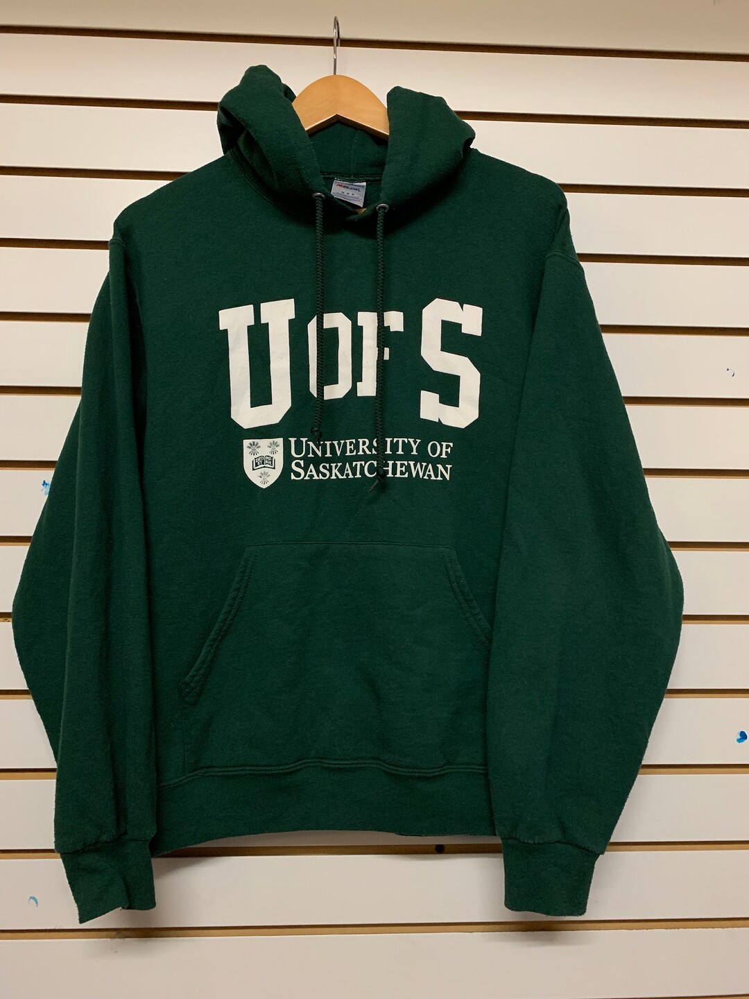 Vintage University of Saskatchewan Hoodie Sweatshirt Size Medium 1990s ...