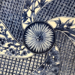 Japanese Arita Plate - Etsy