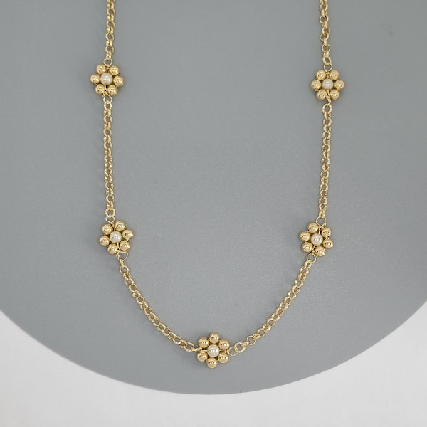 Gold Flower Necklace - Etsy