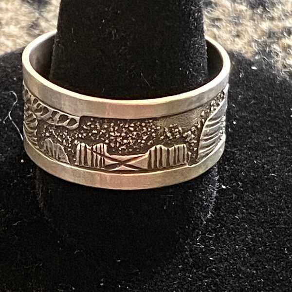 Storyteller Ring - Etsy