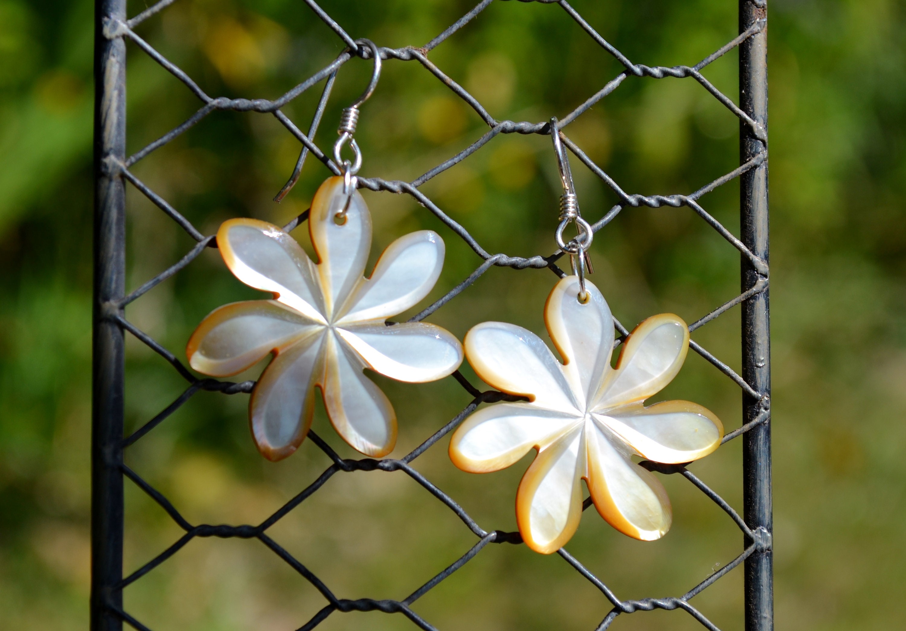 Natural Yellow Tahitian Tiare Carved Flower Earrings Dangling - Etsy