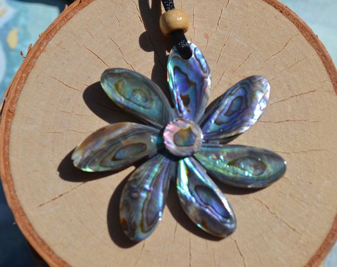 Natural Abalone Shell Carved Flower Necklace, Adjustable Cord , Jewelry ...