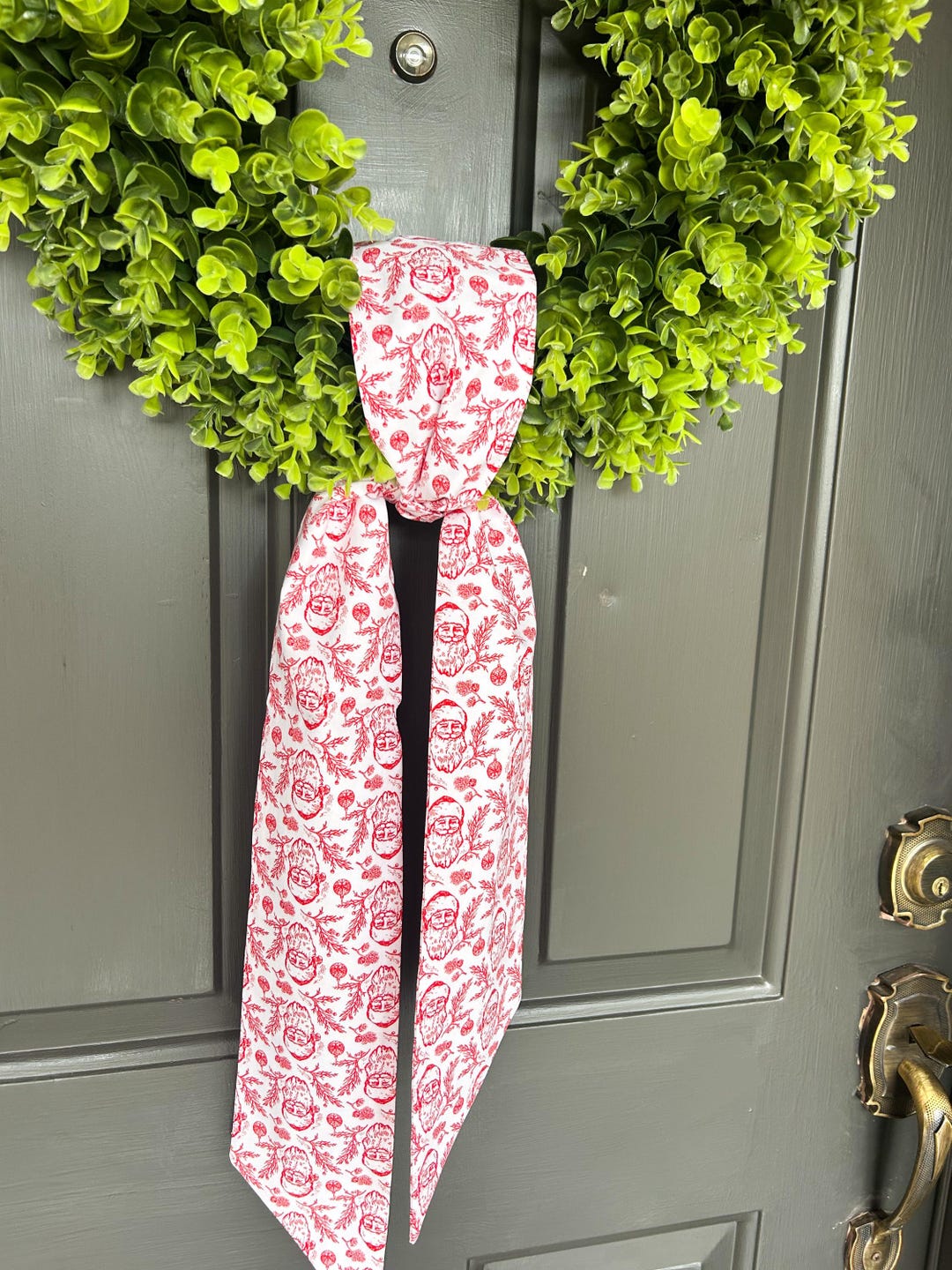 Christmas Wreath Sash | Red Santa Toile Sash | Personalized Christmas ...