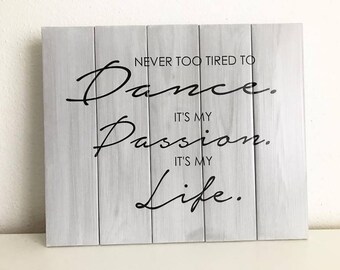 Dancing Queen Sign - Etsy