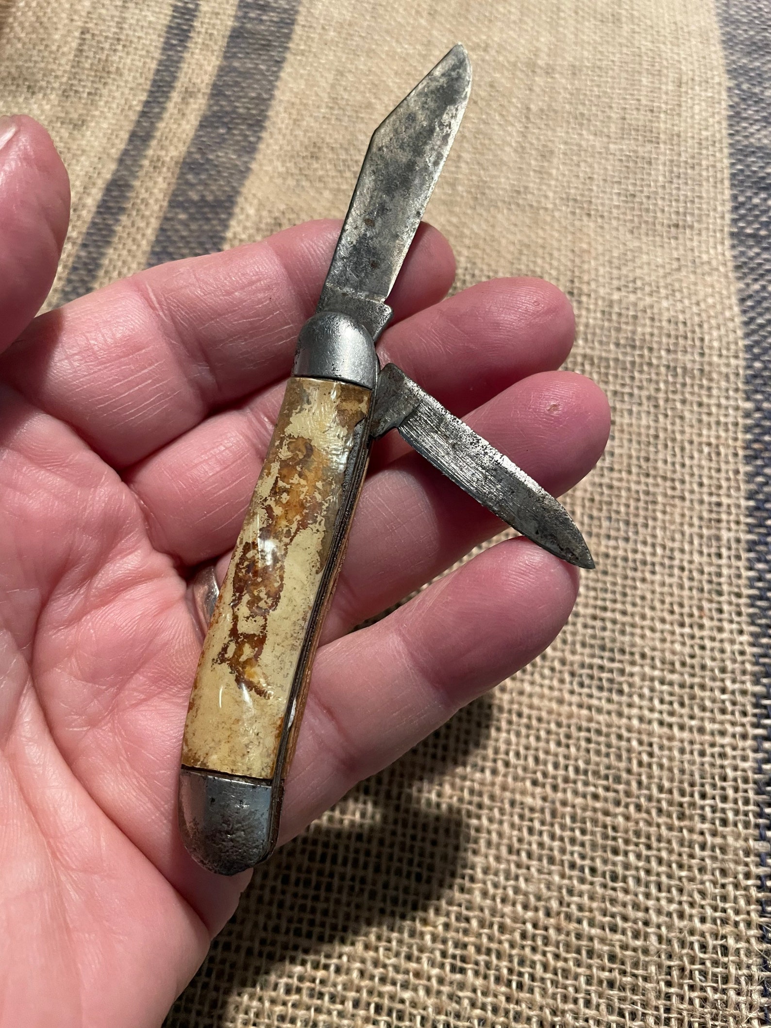 Vintage Pocket Knife, 2 Blade Pocket Knife, Mother of Pearl Handle. - Etsy