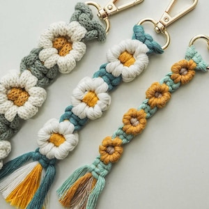 Macrame Pattern for a Flower Macrame Keychain, Macrame PDF Text ...
