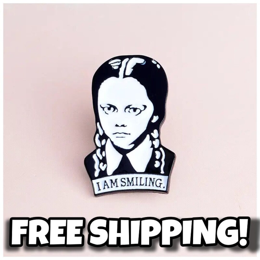 Wednesday Addams I Am Smiling Pin Badge Collectable Enamel Pin Badge ...