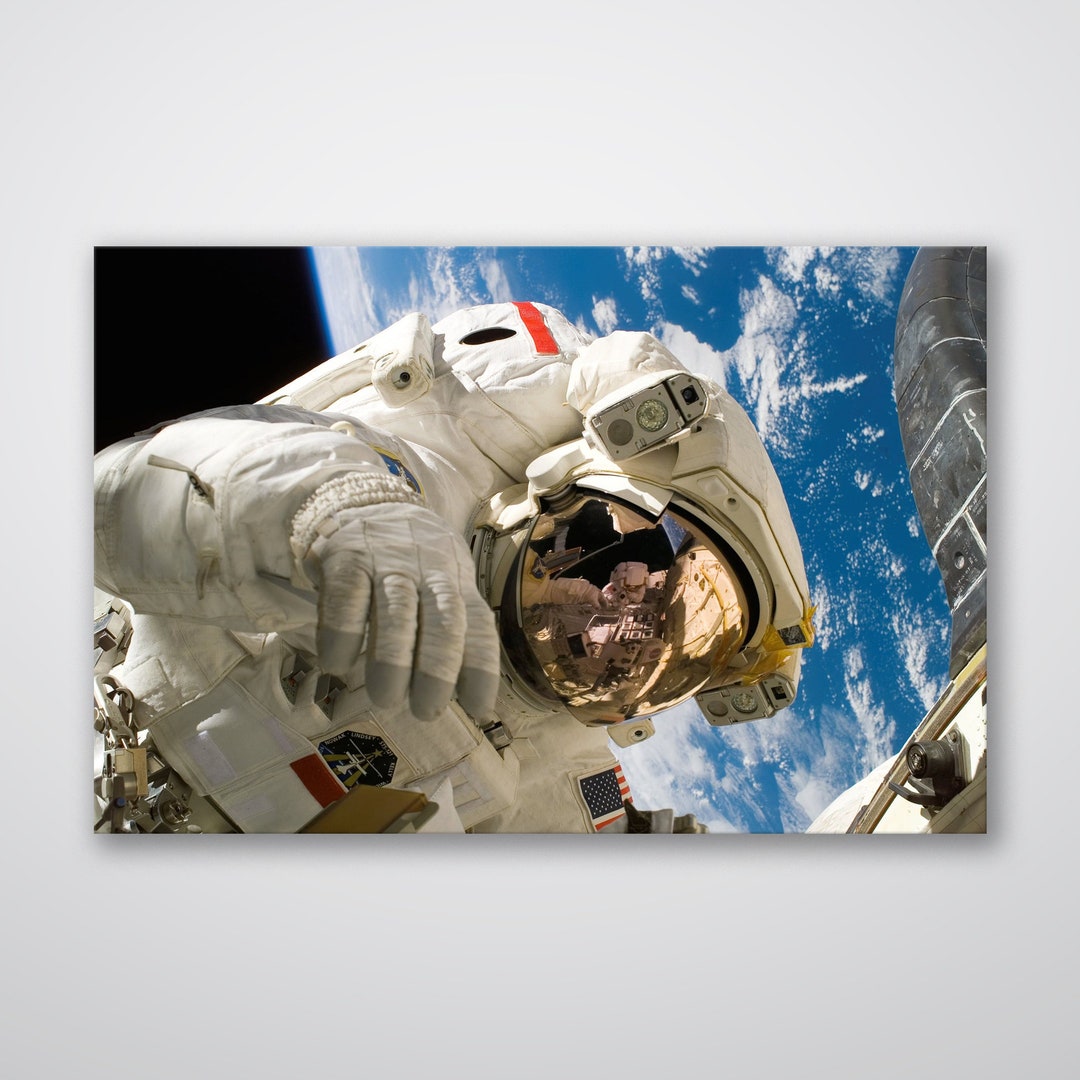 Astronaut Floating - Print | Wall Art Painting | Floating Explorer Art ...