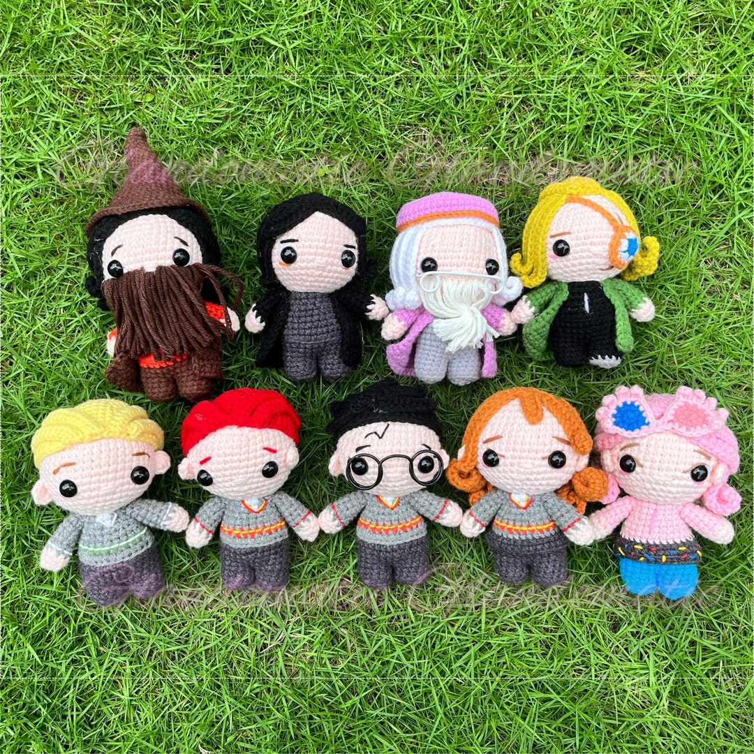 Mini Wizard Amigurumi- Set of 9 Handmade Doll - Wizardly World Crochet ...