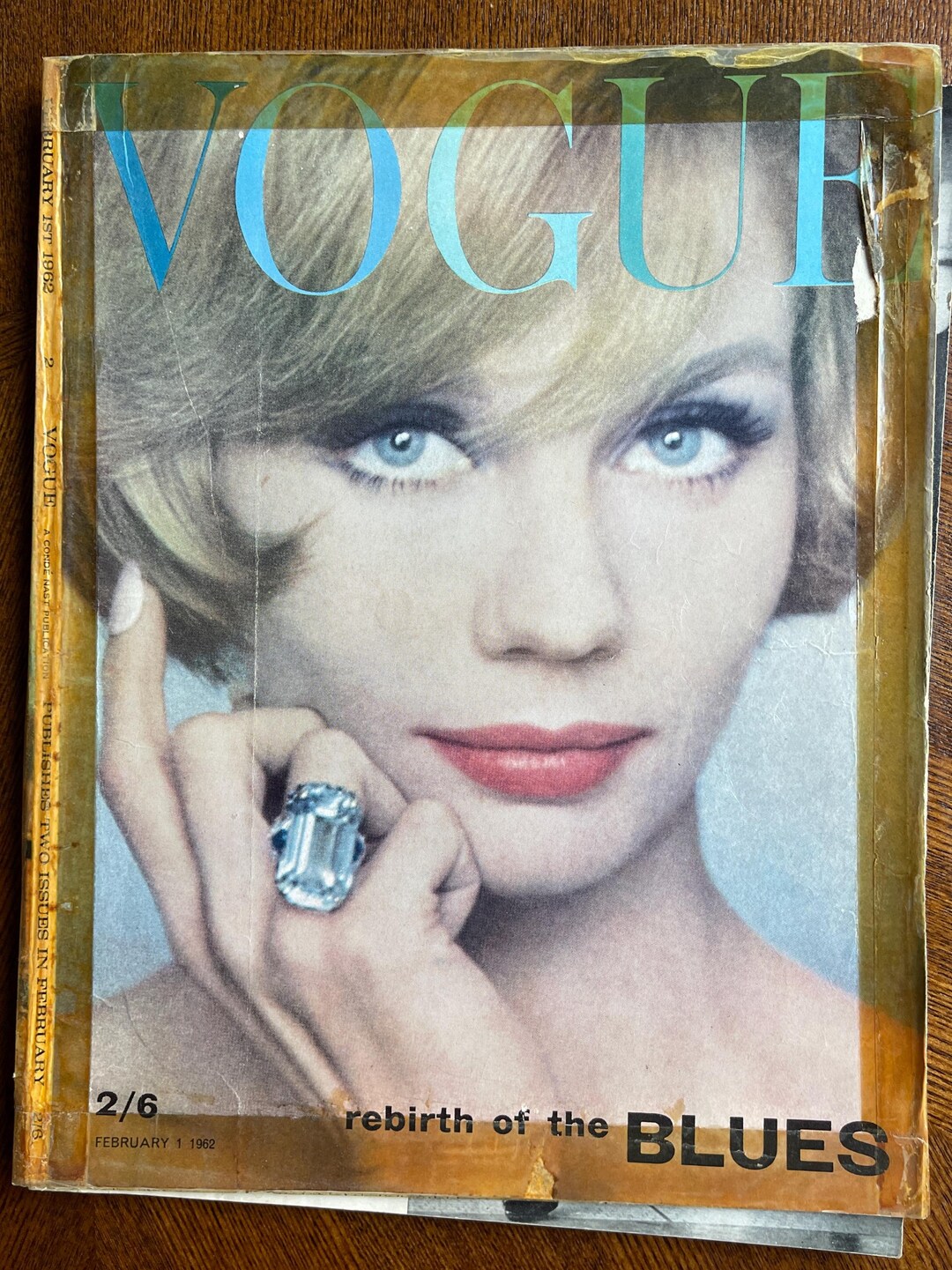 Own a Piece of Vogue History -vogue Magazine February 1962-iconic Style ...