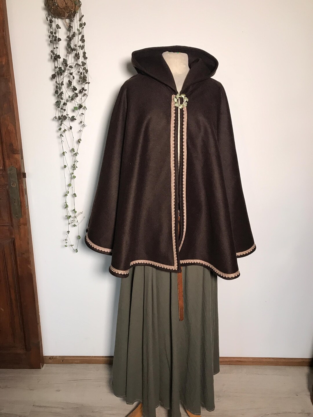 Chocolate Brown Wool Mid-length Cape With Scalloped Braid, Elven Hood ...