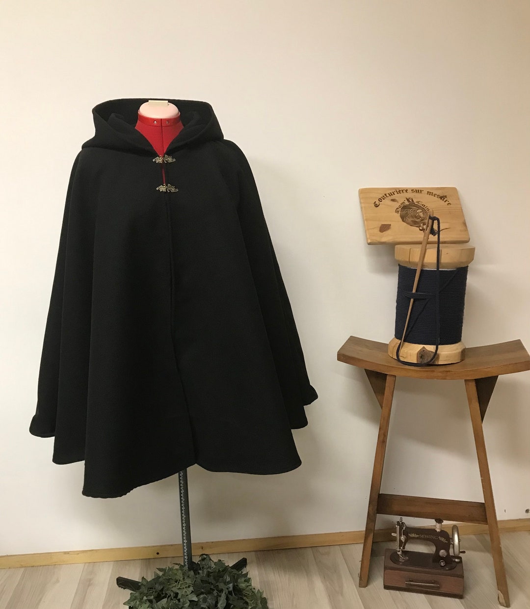 3/4 Cape, Artisanal Knee-length Cape in Black Peacoat Wool With Hood ...