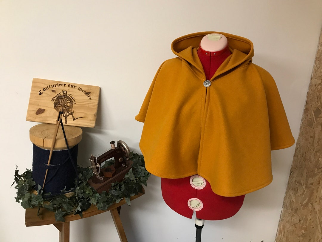 Hood, Short Cape, Shoulder Cover, Open Archer's Hood in Mustard Peacoat ...