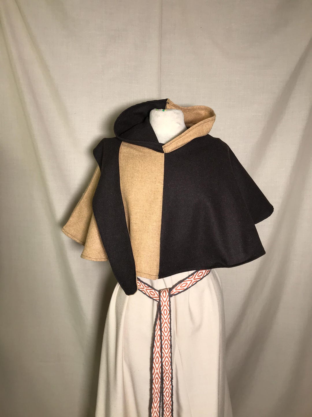 Two-tone Chaperon in Fine Brown and Beige Wool With Long Hood ...