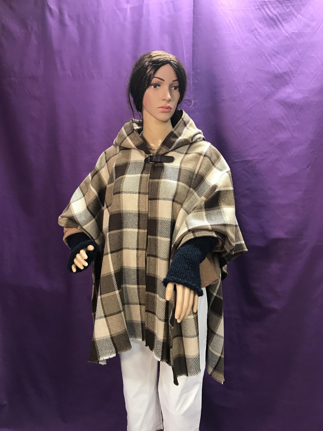 Scottish Wool Poncho With Hood and Belt Clasp, Scottish Hooded Coat ...