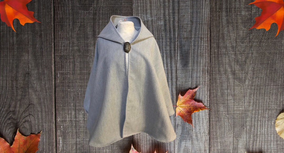 Cape, Mid-length Cape to the Buttocks, Cape Coat With Hood, Capelet ...