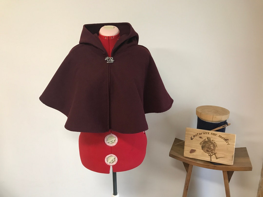 Red Hood, Medieval Hood, Hood, Short Hooded Cape, Capelet, Capulet ...