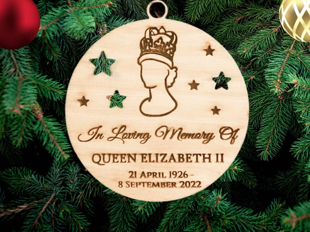 Queen Elizabeth II. Christmas Wooden Decoration, Queen Tree Decoration ...