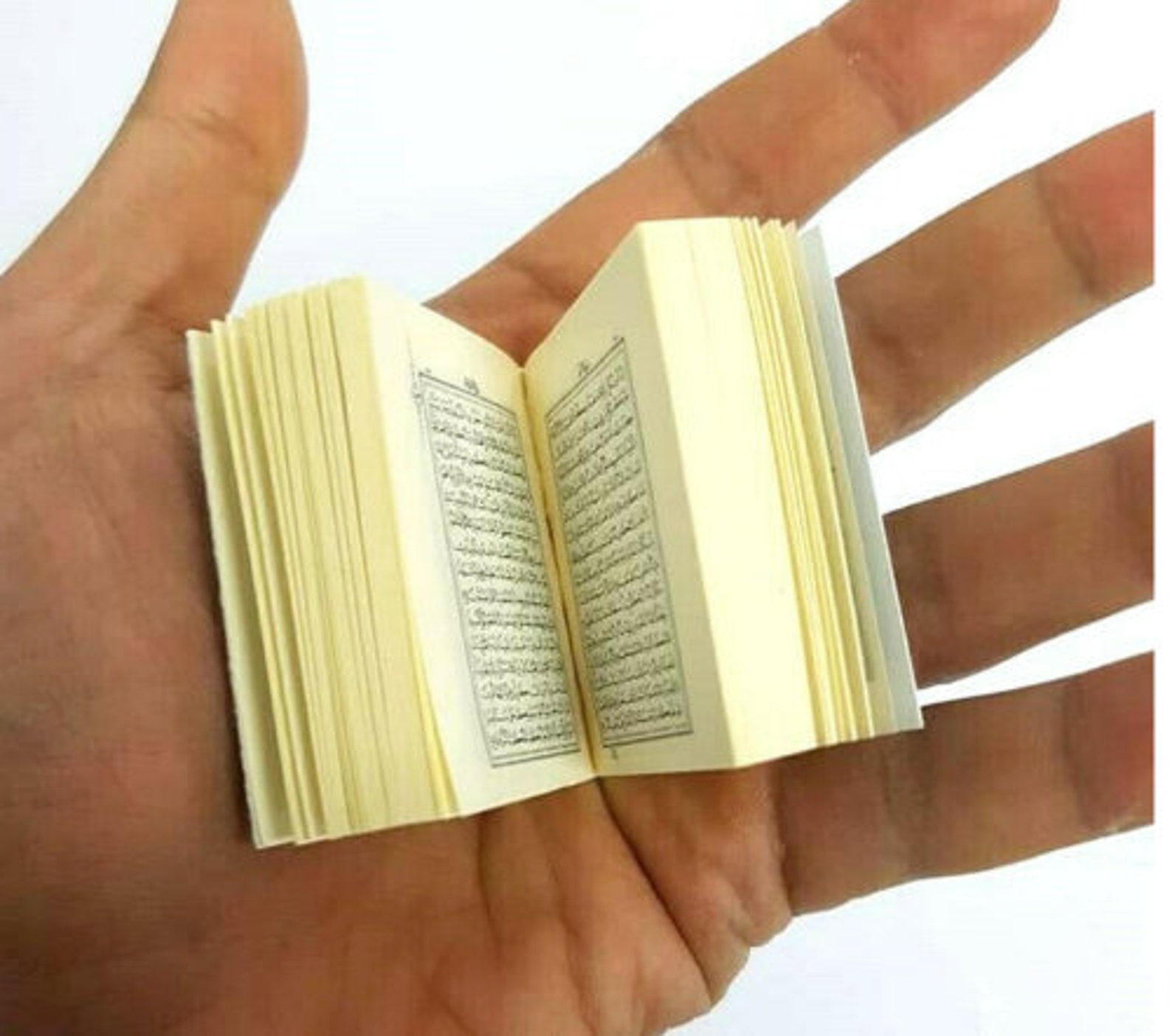 2 X Mini Qur'an Quran Car Hanging Leather or Velvet Made - Etsy UK