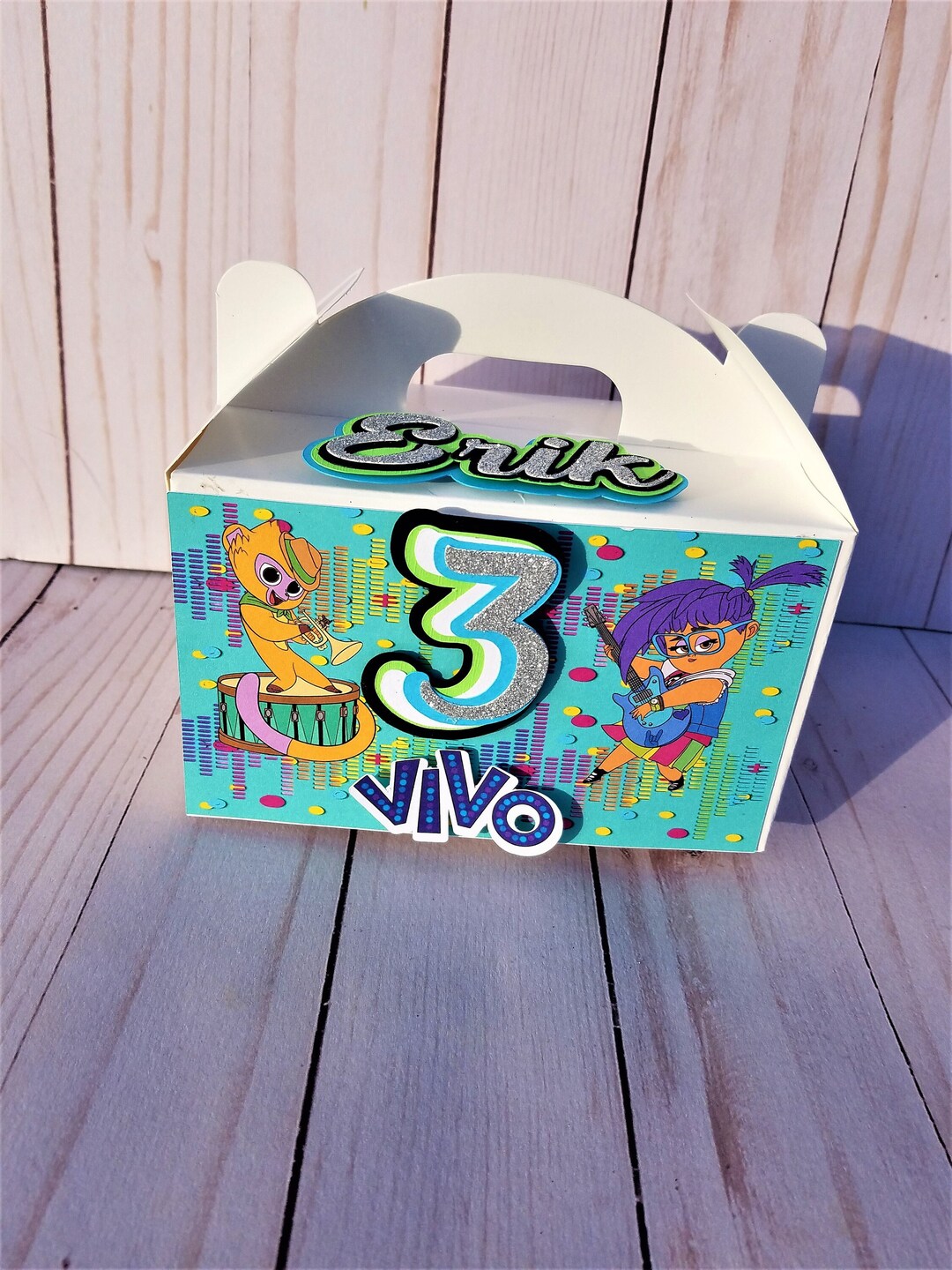 Vivo cake topper/vivo gable boxes/vivo party favor boxes/vivo - Etsy España