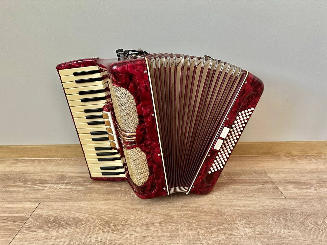 Germany Accordion Sholer, 3/4 Accordion, 80 Bass, 34 Key, 3 Voices, 52 ...