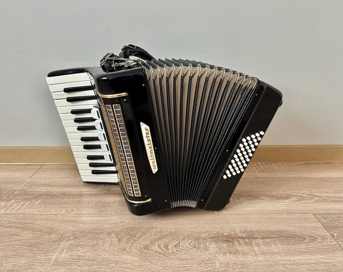 Rare Weltmeister Accordion, Small Accordion, 2/4 Accordion, 40 Bass, 26 ...