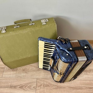 Rare Firotti Elegance Piano Accordion, 120 Bass, 3 Voices, 5+2 Registers, Germany Accordion ...