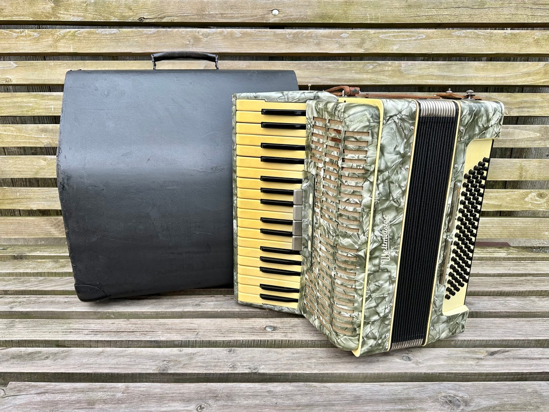 Rare Unique Weltmeister Accordion 1940s, 80 Bass, Made in Germany, 42 ...