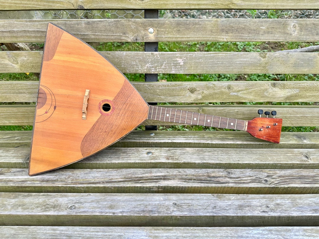 Russian Balalaika, Vintage National String Instrument USSR, Balalaika 3 ...