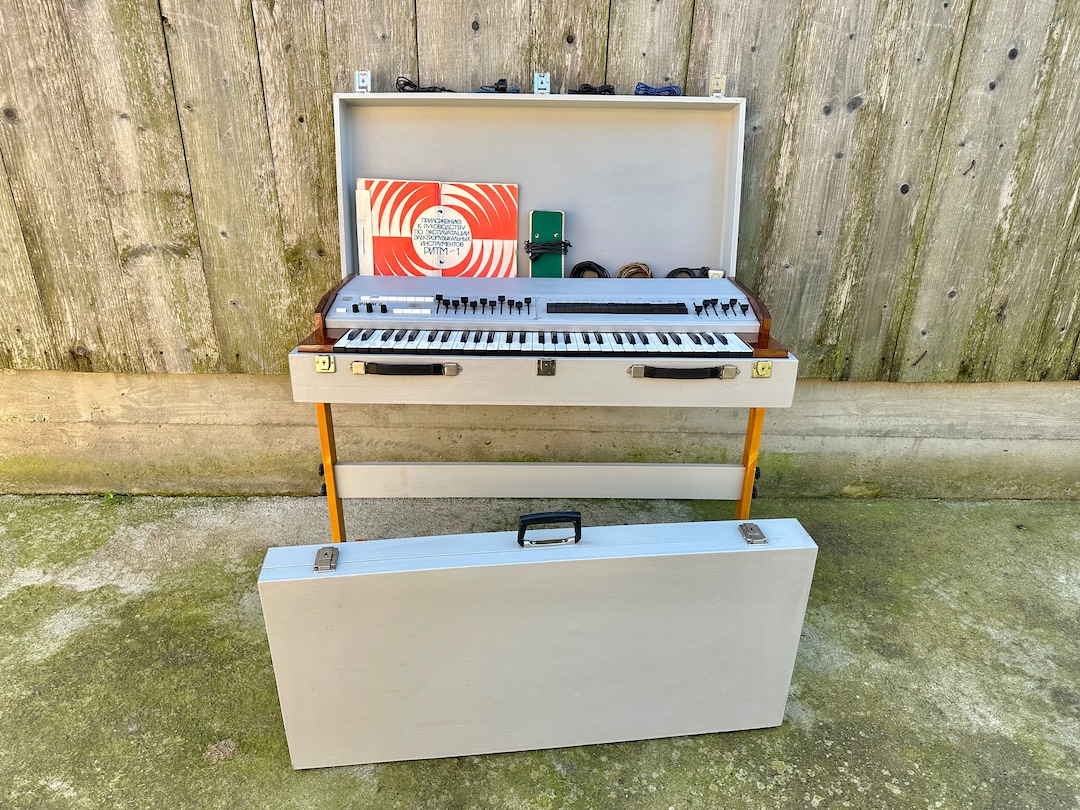 Vintage Ritm 1 Electronic Organ, USSR Synthesizer, Rhythm Machine - Etsy
