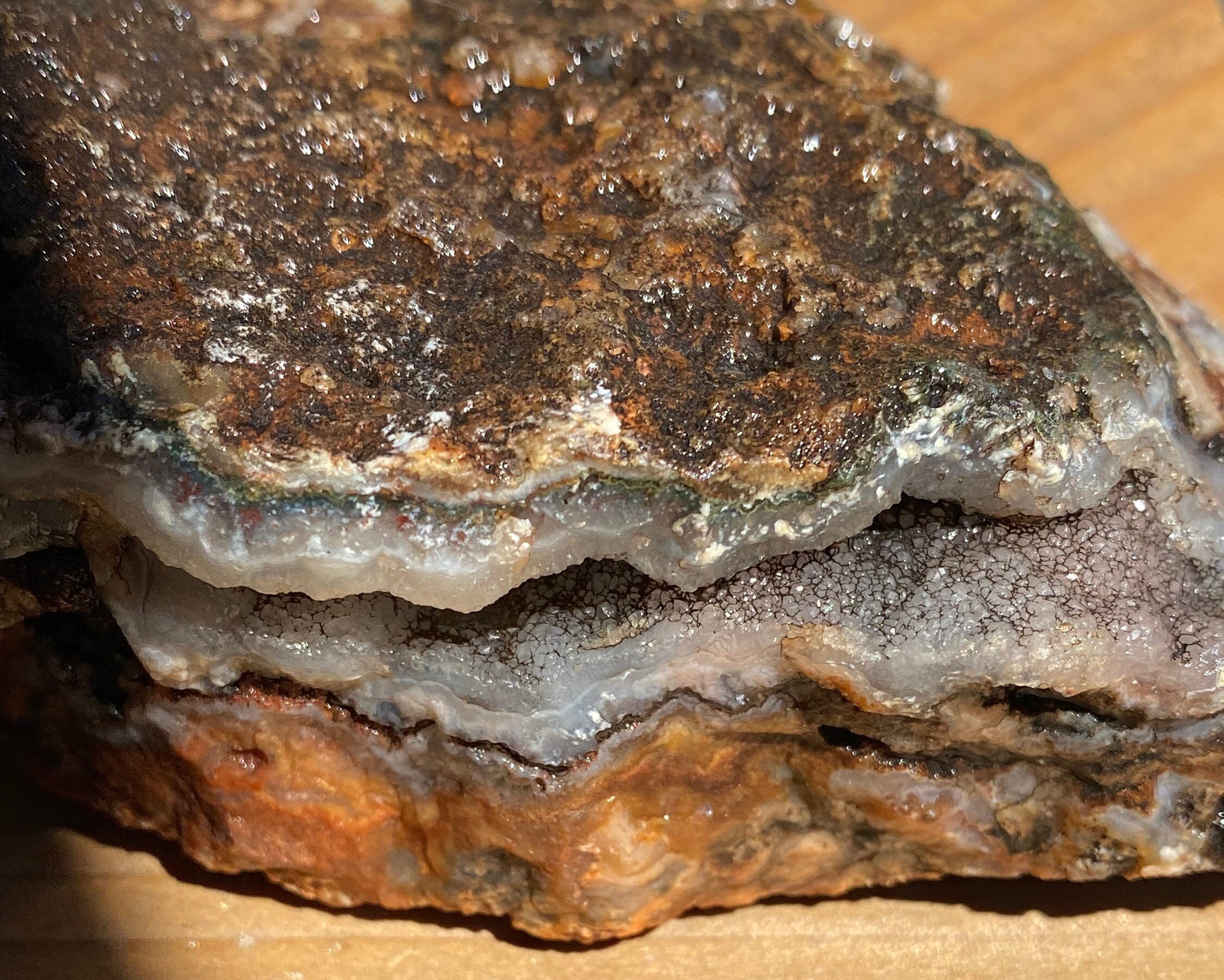 Healing Crystal. Chalcedony Druzy Quartz . Beautiful Rare - Etsy.de