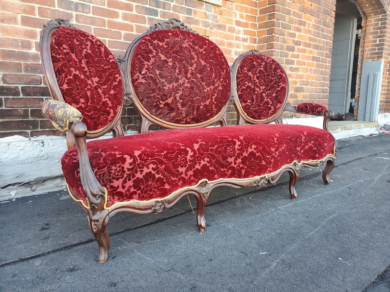 Antique Victorian Carved Wood Medallion Sofa / Couch - Vintage Red ...