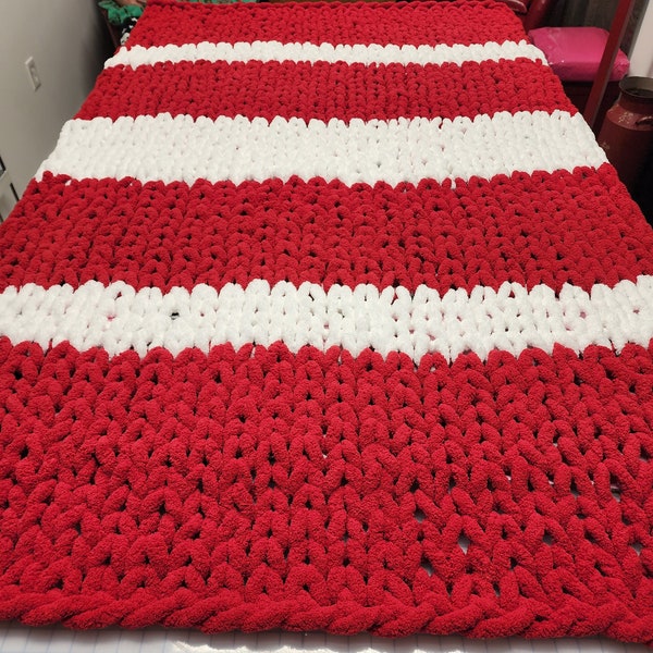 Red and White Throw Blanket - Etsy