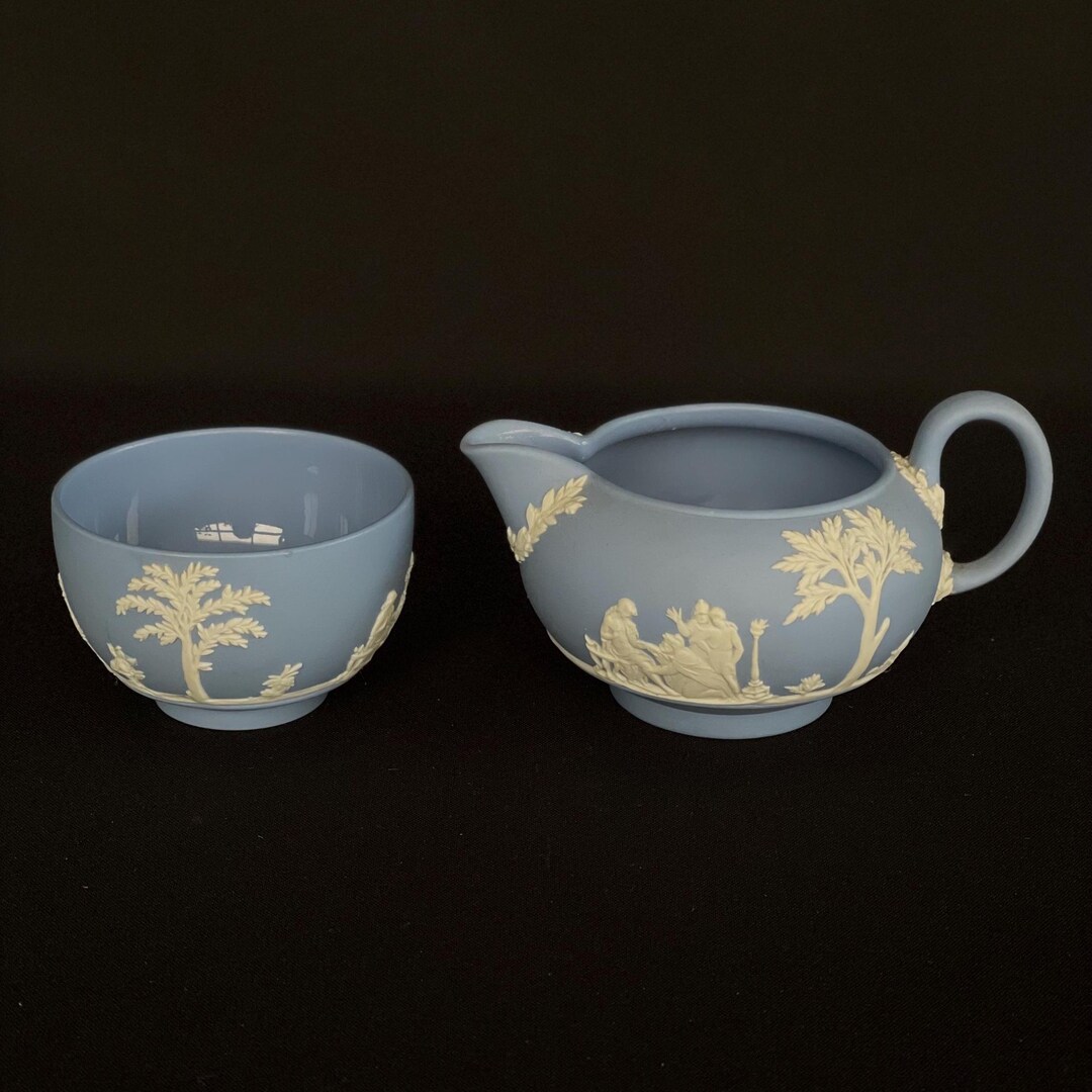 Vintgage Wedgwood Blue Jasperware Sugar Bowl & Creamer Set - Etsy
