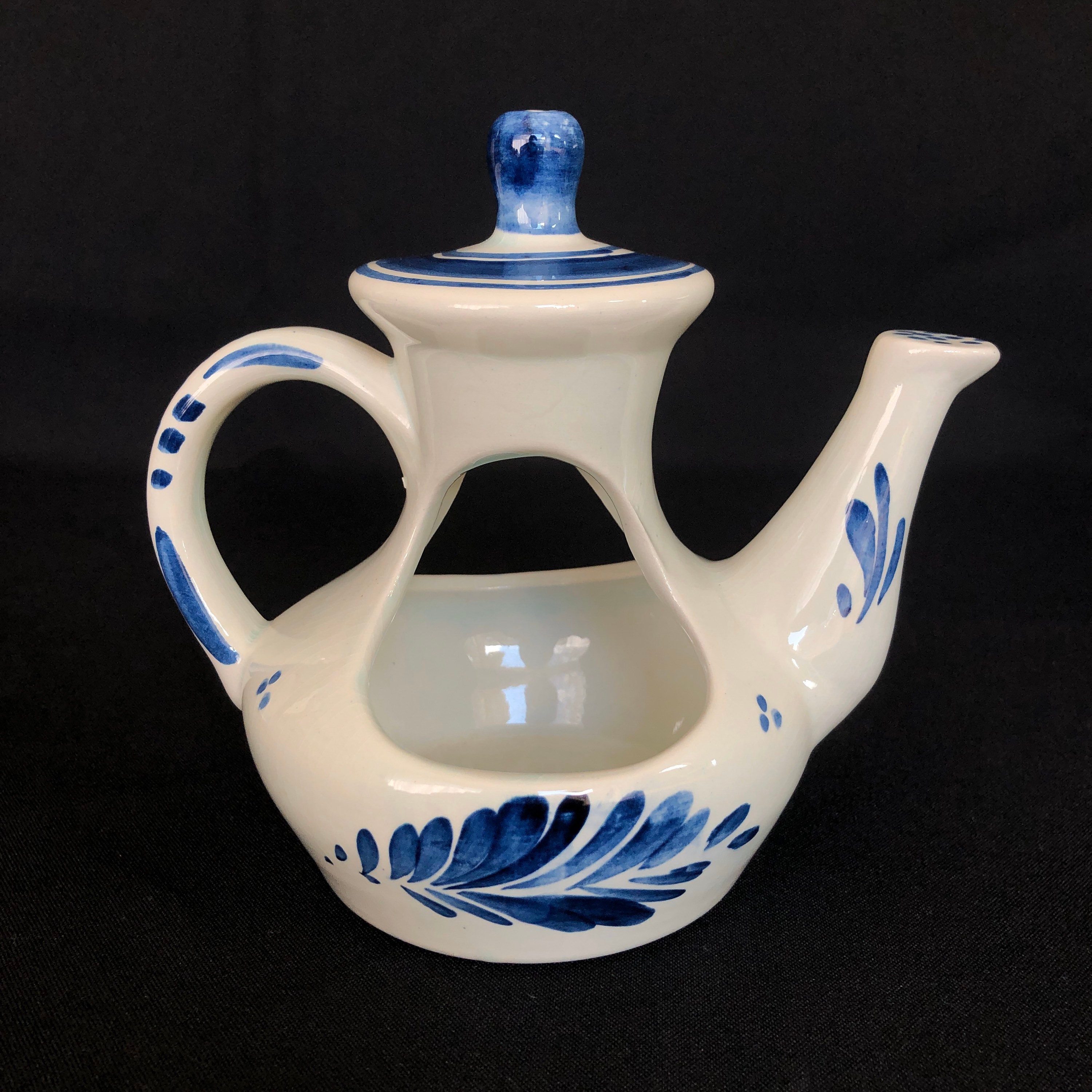 Vintage Dutch Traditionally Hand Painted Tea Pot Shaped Delft Blue Tea ...