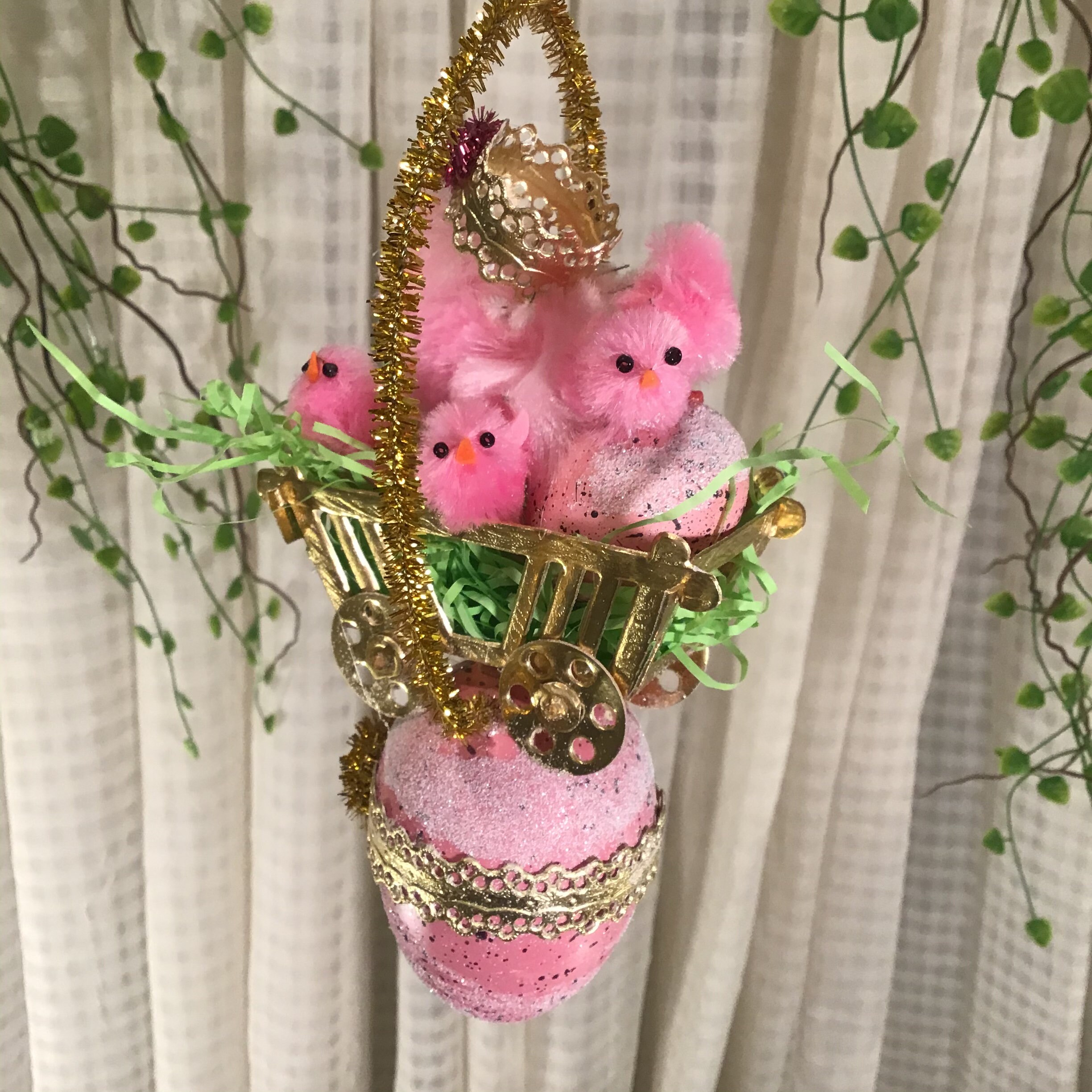Queen of the Easter Parade and Her Peeps Handmade Ornament - Etsy