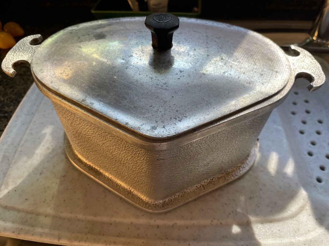 Vintage 40s 50s Guardian Cast Aluminum Triangle Pot - Etsy