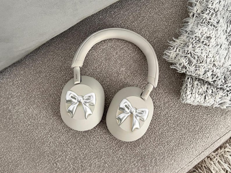 Cute BOW Attachment for Headphones - Sony XM4, Sony XM5, Airpods Max ...