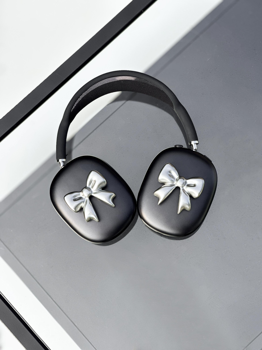 Cute Bow Attachments - 2 Pieces for Headphones (sony XM5, Bose ...