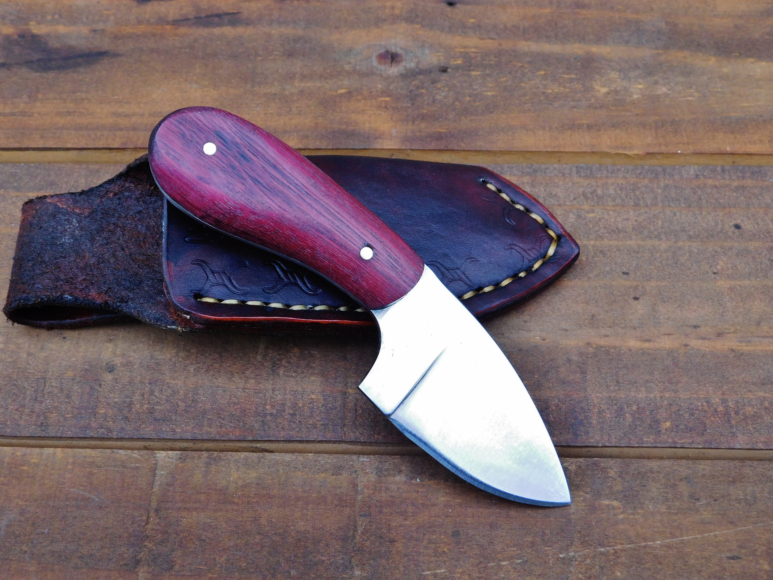 Small Skinning Knives